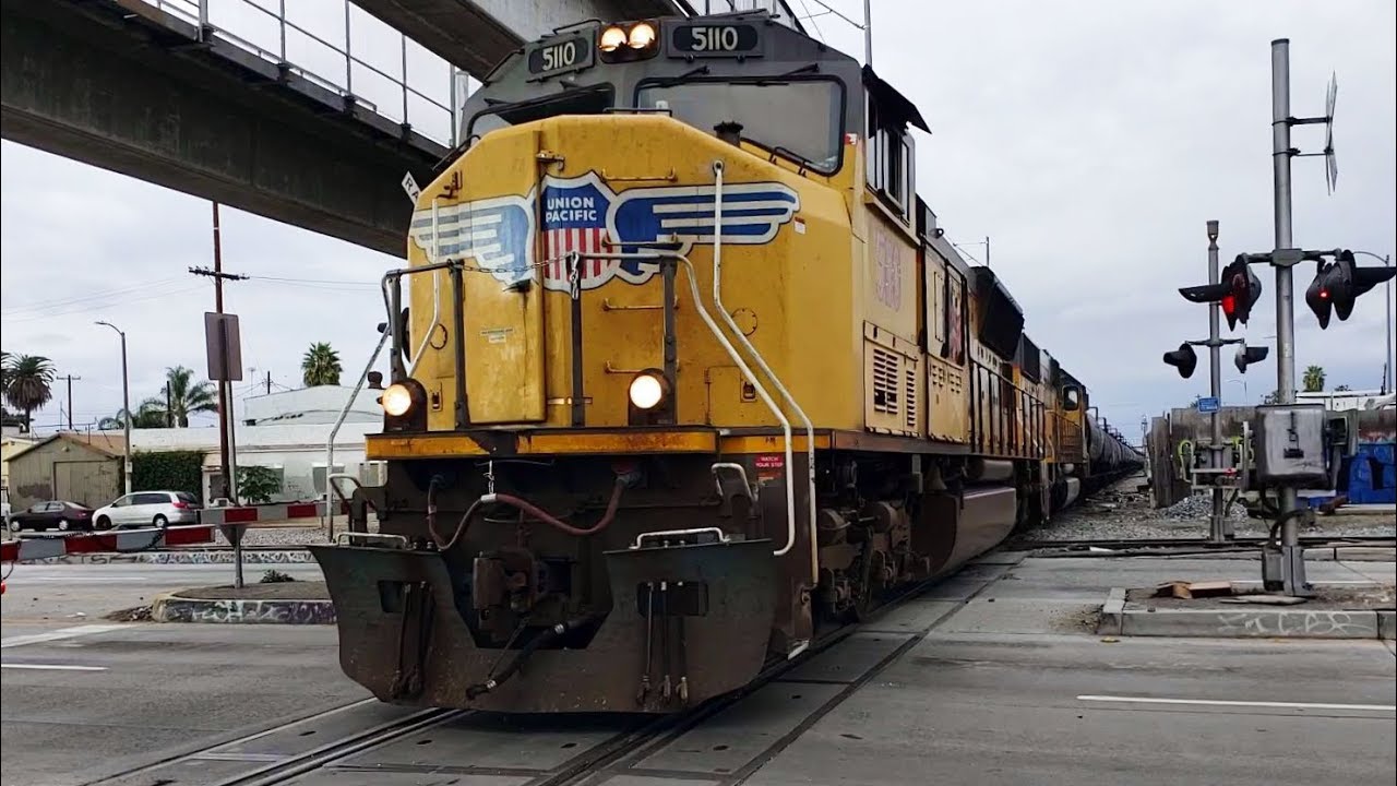 [HD] Union Pacific Rock Train and El Segundo Local at Slauson - YouTube