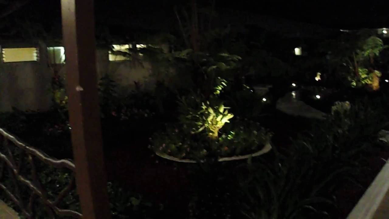 inside hilo seaside hotel aug 15,2016 - YouTube