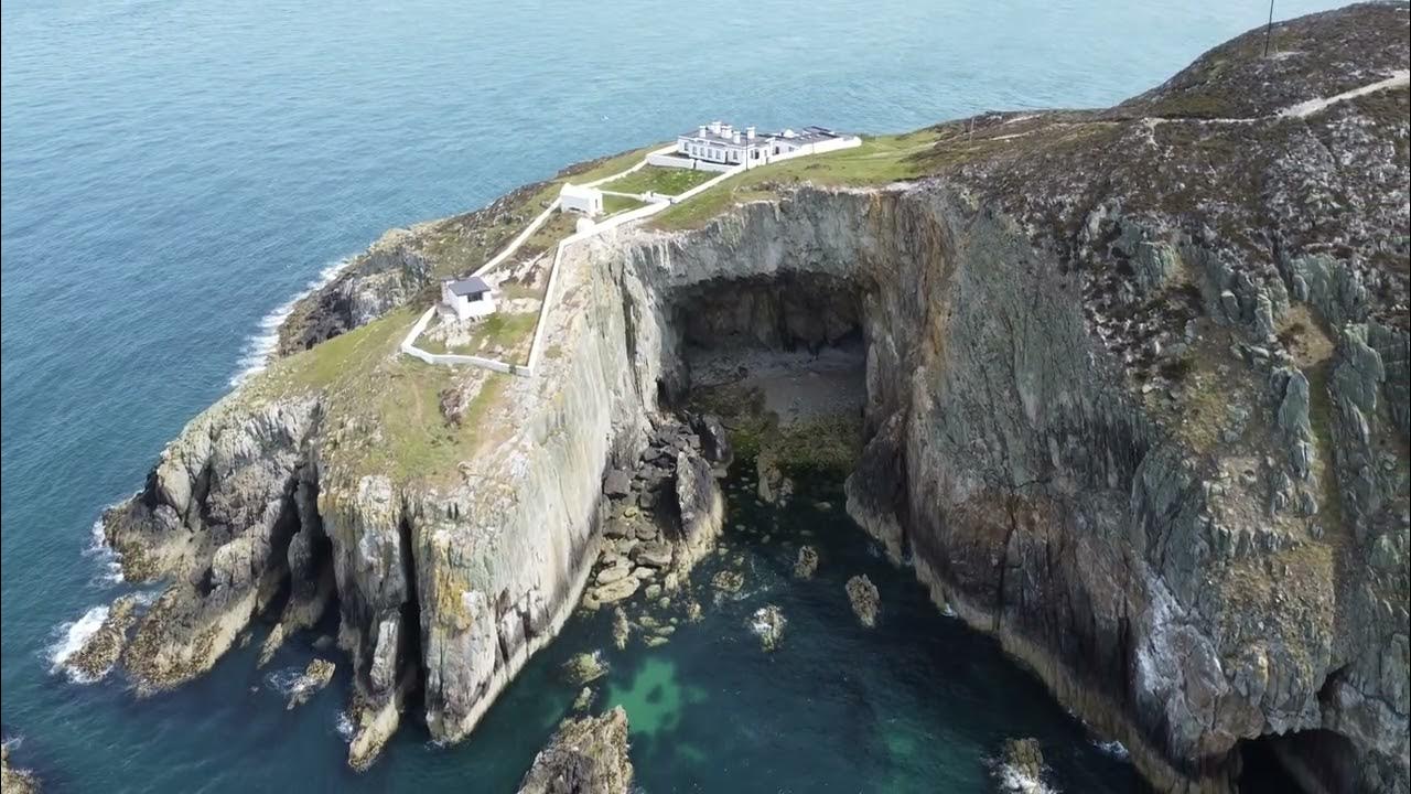 Holyhead North Stack & South Stack Lighthouse 🏴󠁧󠁢󠁷󠁬󠁳󠁿 | DJI Mini 2 - YouTube