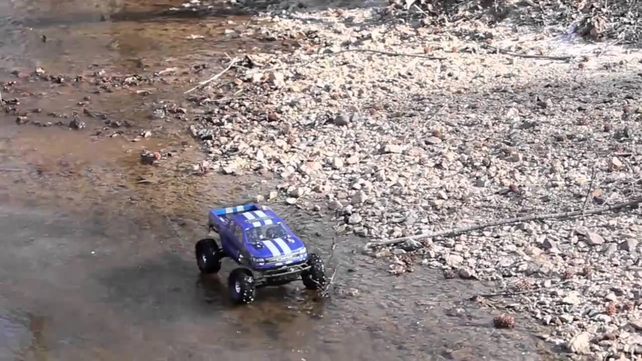 Traxxas Slash F-150 Raptor Winter Run - YouTube