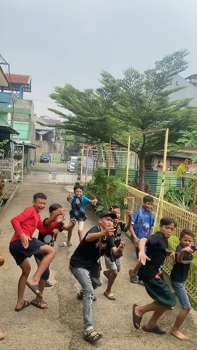 BOCIL DIKEJAR CAN MACAN SAMPAI JATUH - YouTube