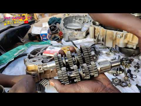 CG 150 MOTORCYCLE GEARBOX // TRANSMISSION ASSEMBLY AND ENGIBE REBUILD