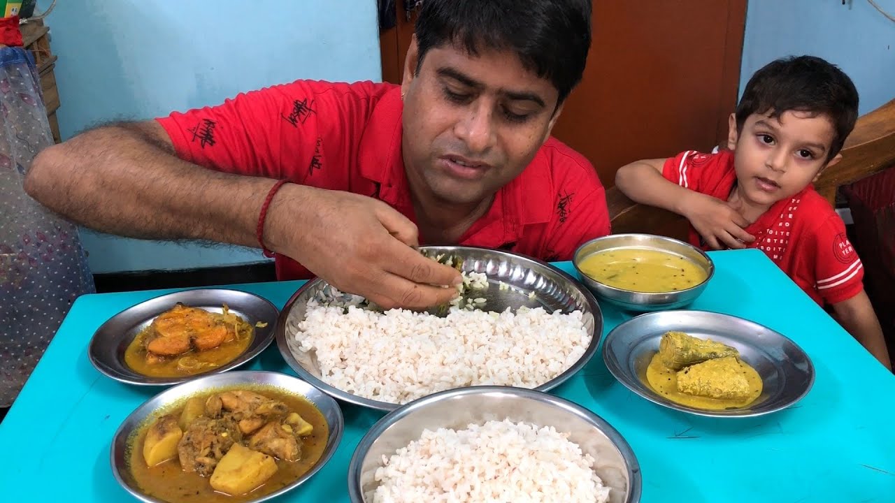 eating show with ishan 😍 eating chicken curry big fish curry vegetable ...