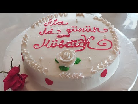 Sadə tort bəzəyi