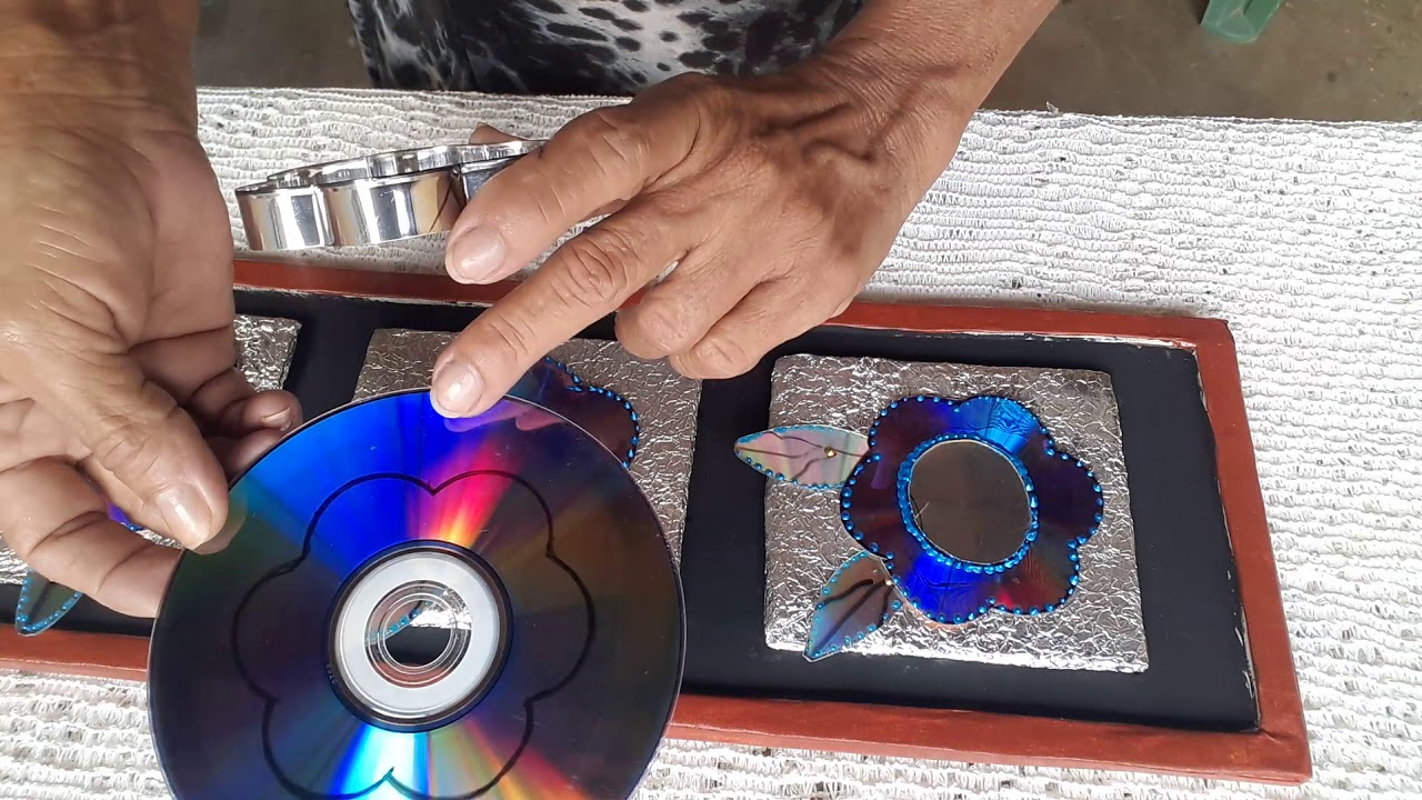 Quadro com flores de DVD - YouTube