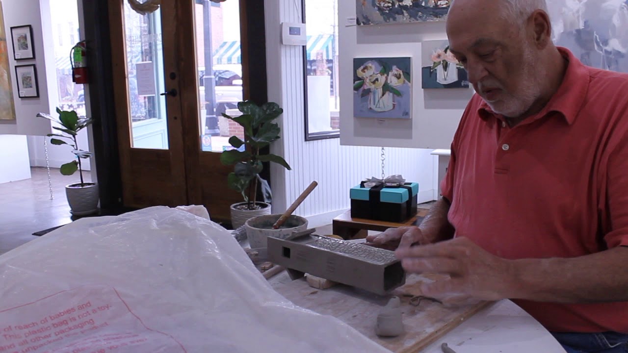 Art Demo with Pat Gavin at the Caron Gallery - YouTube