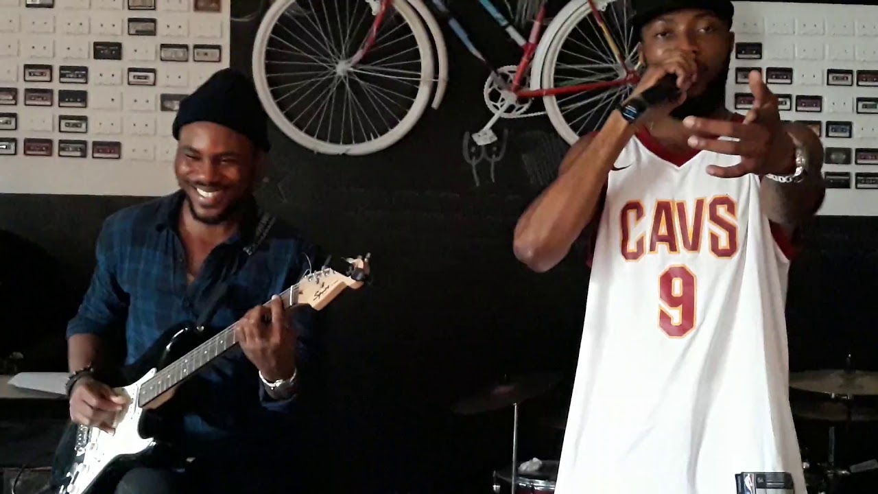 Mike Alabi - Mon 1er million de vues - Merci à tous - YouTube