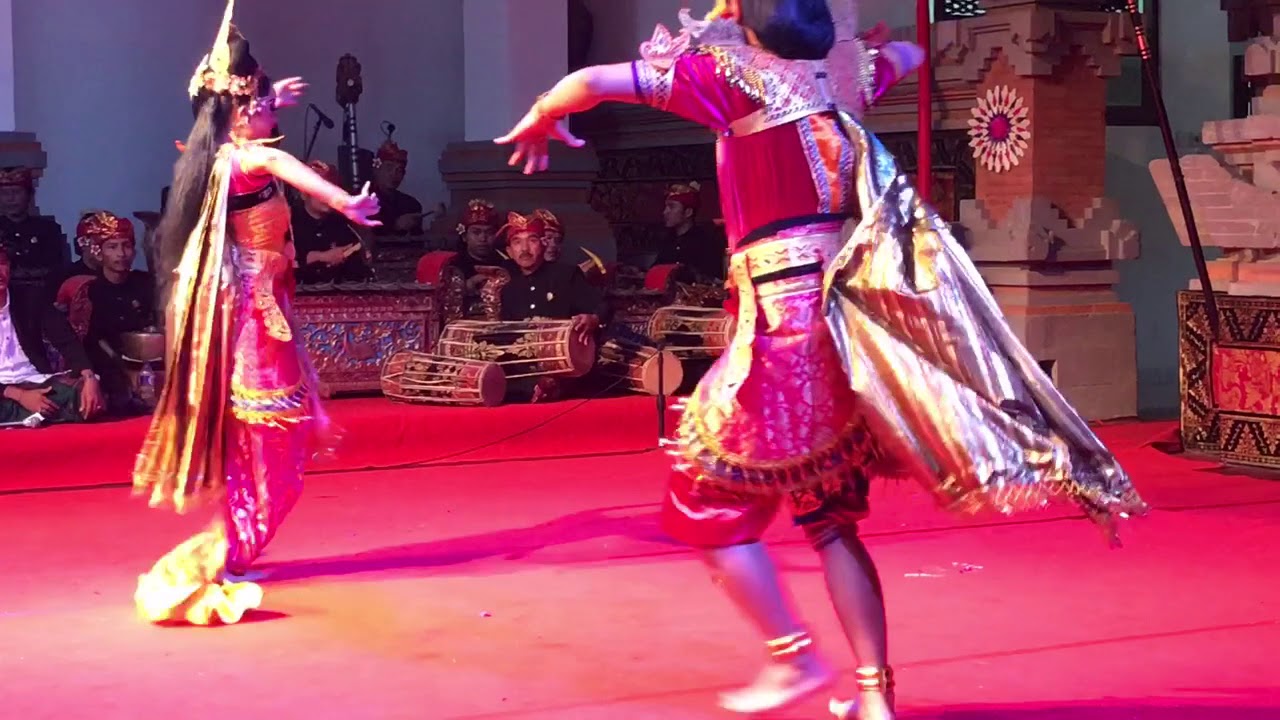 Tari Semara Ratih by Sanggar Semara Ratih Ubud, Gianyar - YouTube