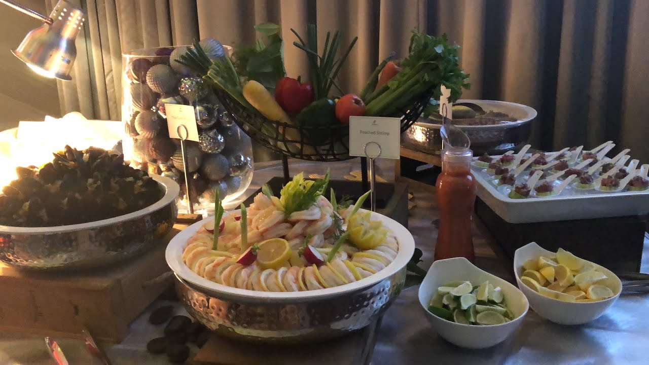 Holiday inn hotels Christmas party - YouTube