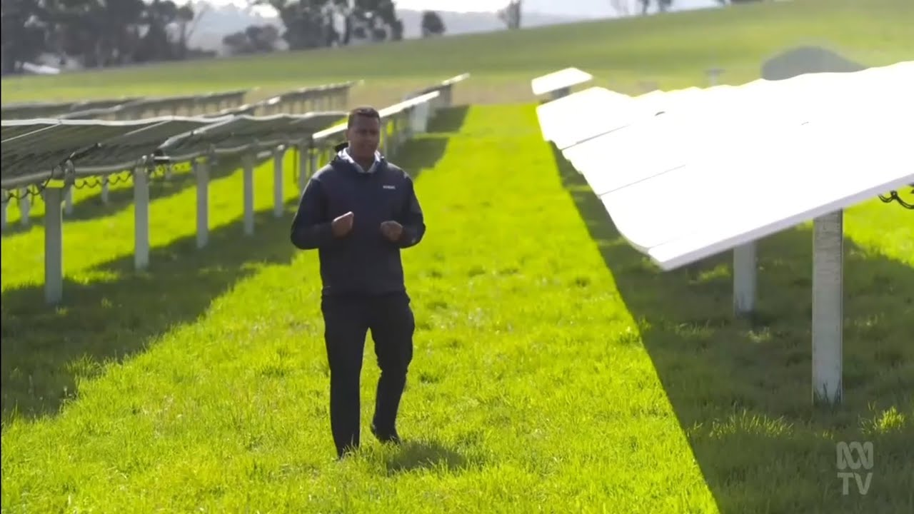 Newstead Solar Farm | ABC News - 22 August 2024 - YouTube