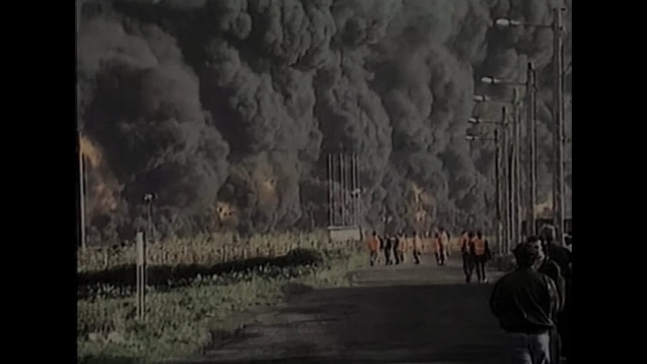 Aegean Sea Tanker Oil Spill Of 1992 - YouTube