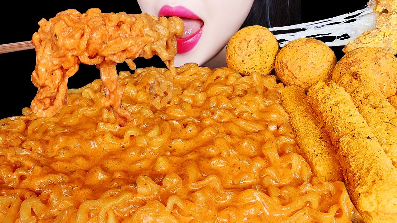 ASMR CHEESY CARBO FIRE NOODLE, MOZZARELLA CHEESE STICKS 까르보불닭 뿌링클 치즈스틱 ...