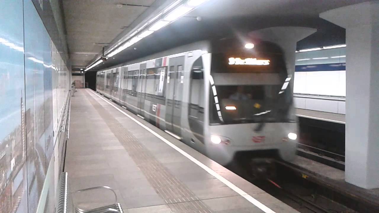 RET Metro 1*Type SG3 Lijn D - Aankomst Leuvehaven richting De Akkers ...