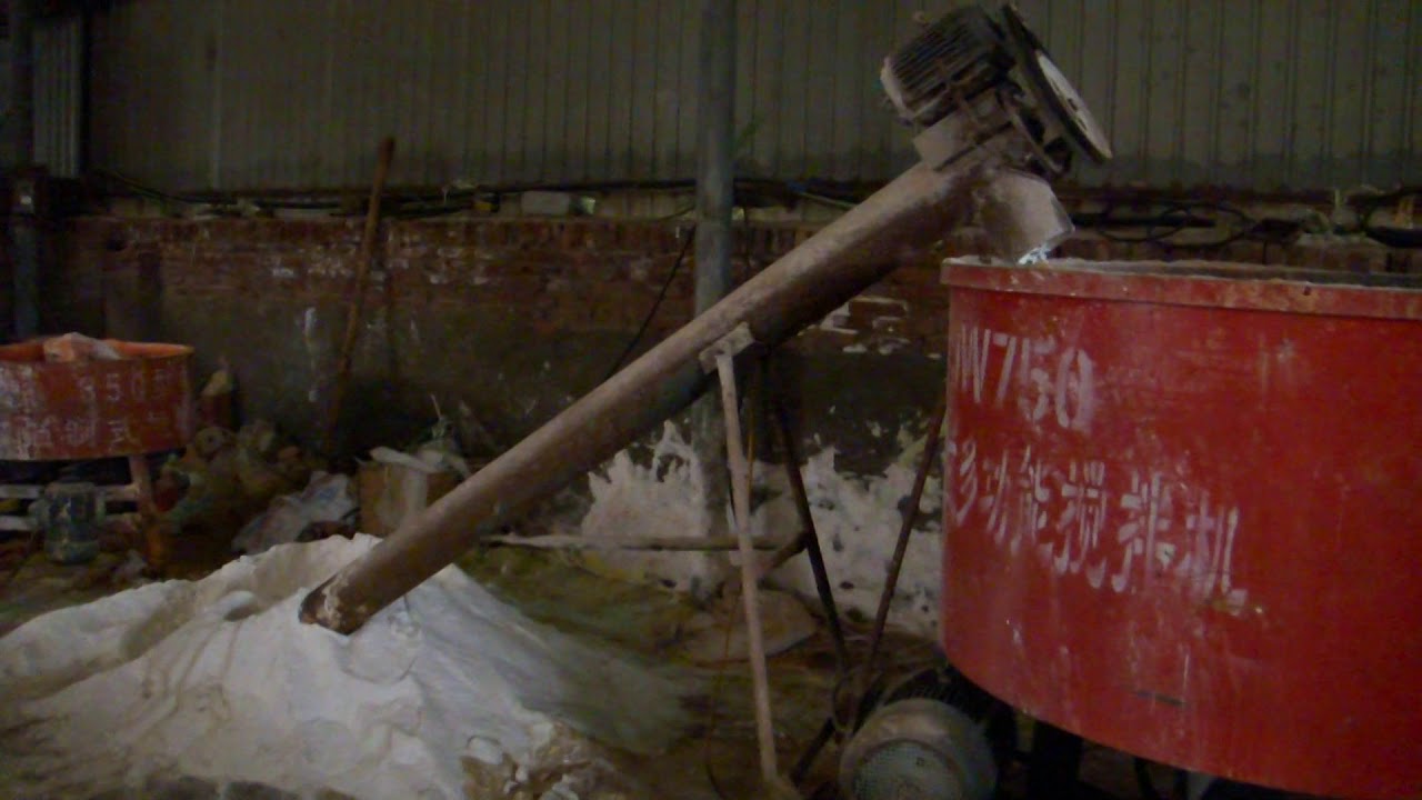 630 salt block press machine - YouTube