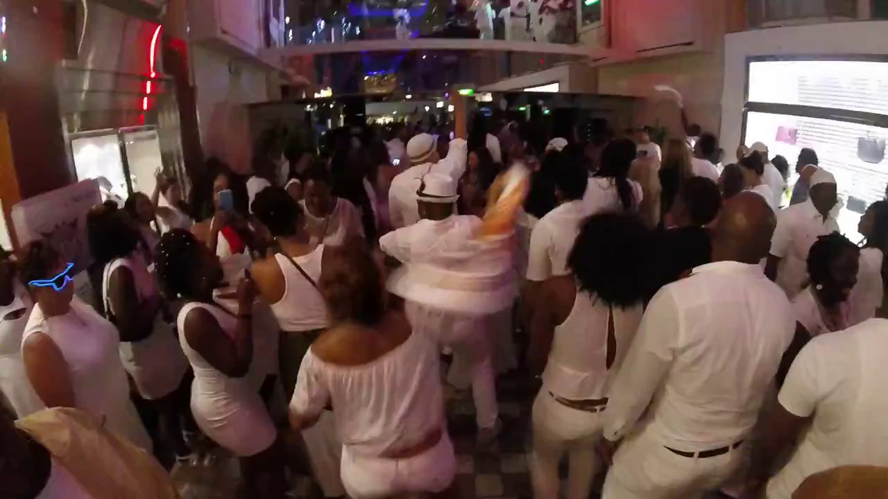Jamrock Cruise 2016 All White Party Soca time pt 1 - YouTube