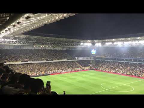 Şenol pabucu yarım çık dışarıya oynayalım