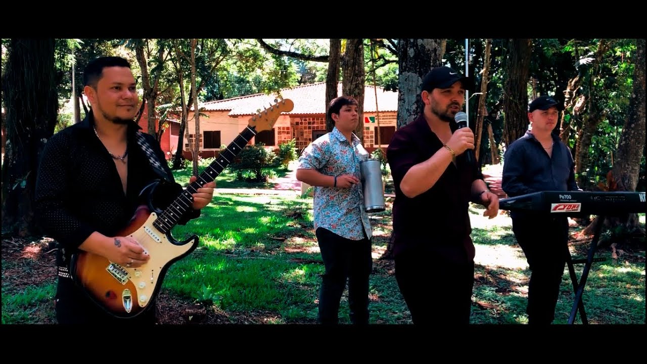 Esquema Preferido - LOS YONI: Song Lyrics, Music Videos & Concerts