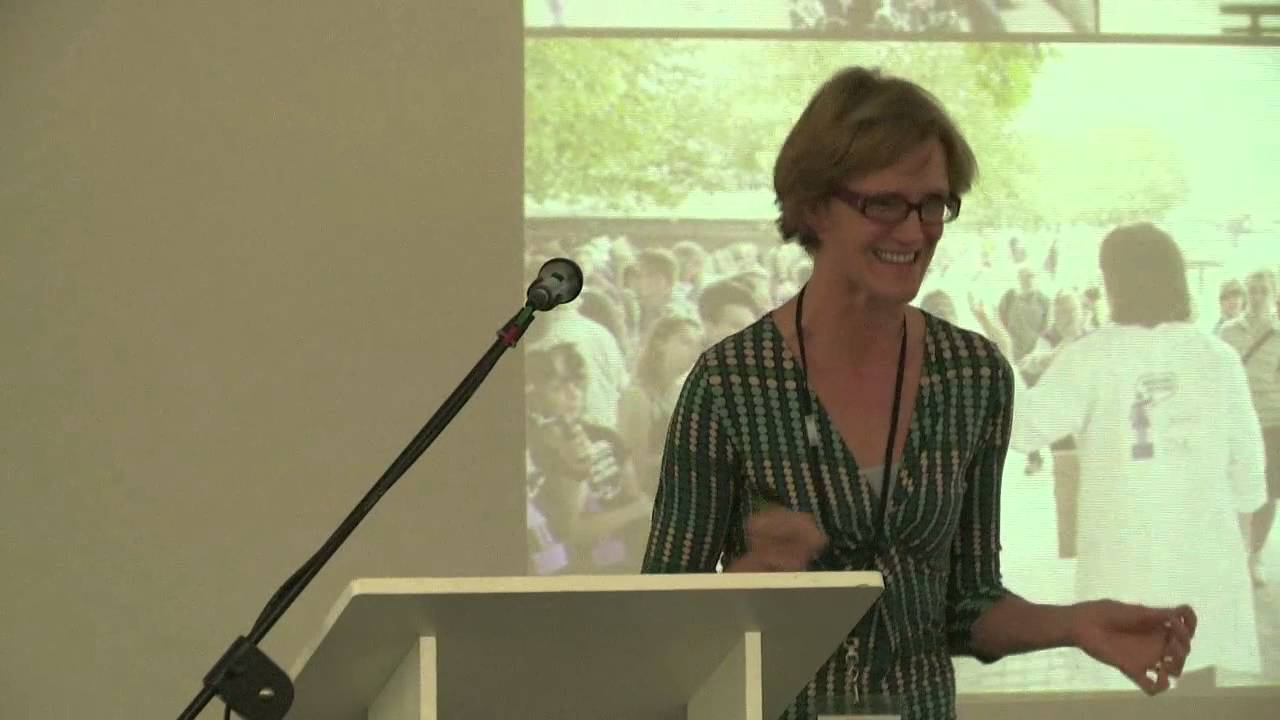 Seirian Sumner - Soapbox Science - YouTube