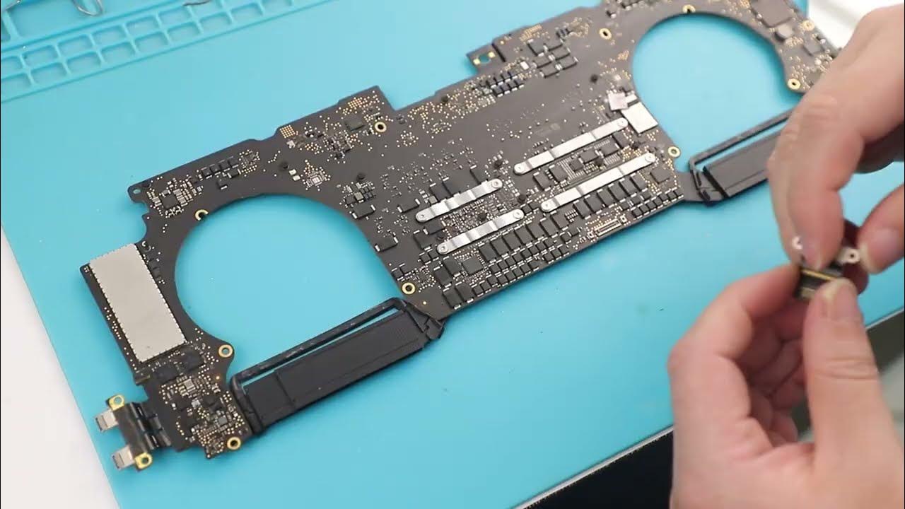 MacBook Pro 15inch does not display repair（A1707 2017) - YouTube