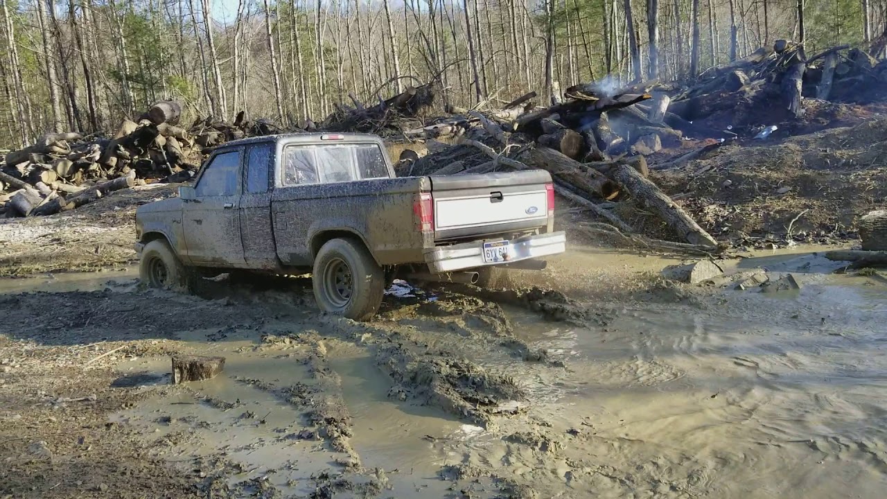 Ford Ranger Mudding No Exaust - YouTube