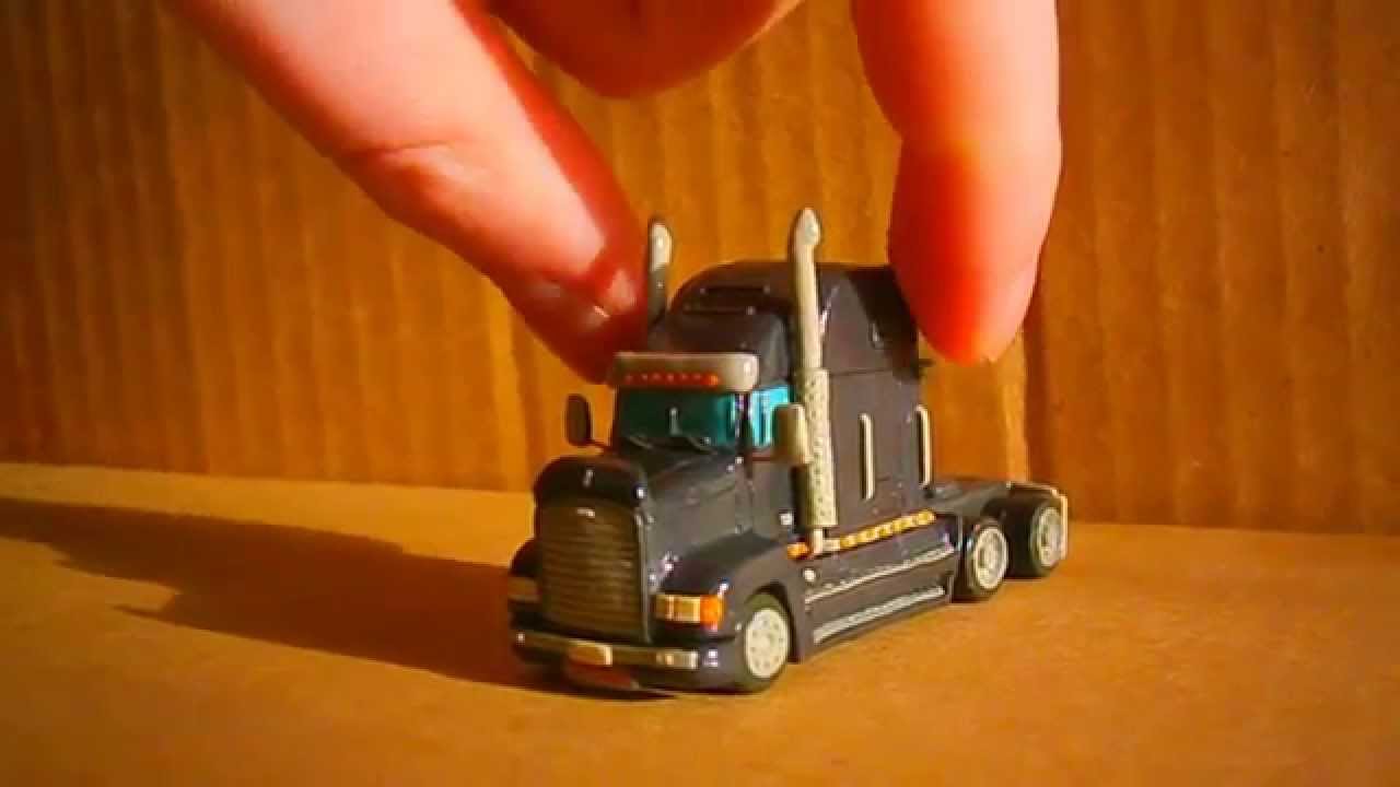 Freightliner FLD 120 Trucks - YouTube