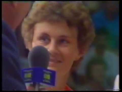 1985 Goldpin Coca Cola Classic Ladies Final - Stewart v Munson - YouTube