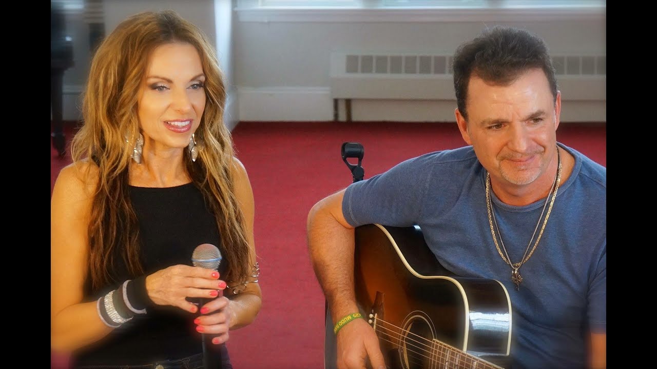 Colleen Marshall with Michael Leach- Acoustic - YouTube