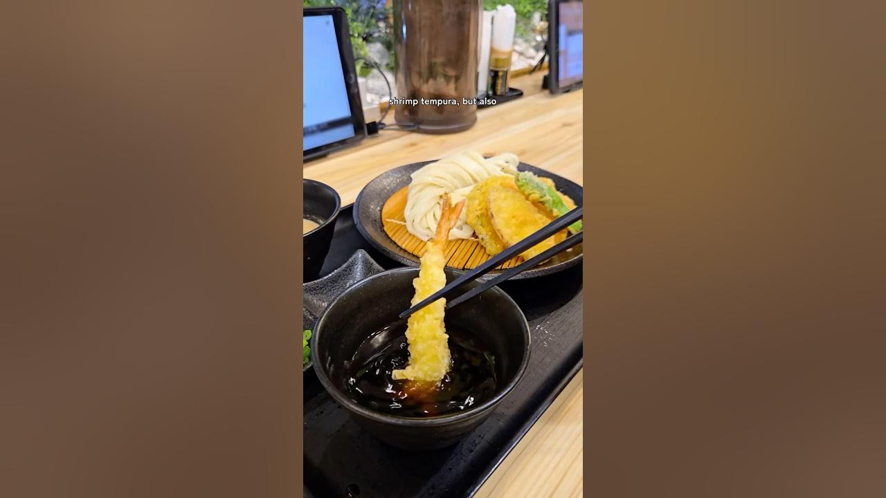 If in Doubt, Go for This! Udon Noodles With 6 Types of Tempura #short food japan - YouTube