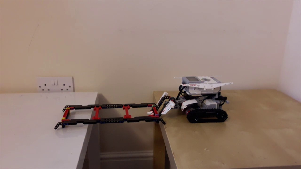 LEGO EV3 Bridge Layer - YouTube