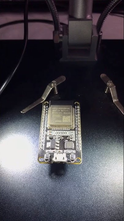 ESP32 Microcontroller Programming Arduino IDE | ESP32 Through Microscope View | ESP32 IOT ...