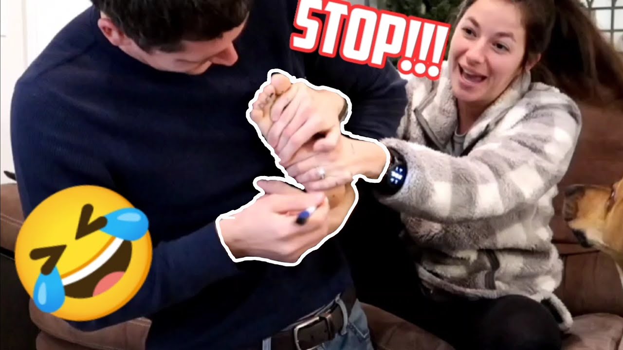 FOOT TICKLE CHALLENGE! - YouTube
