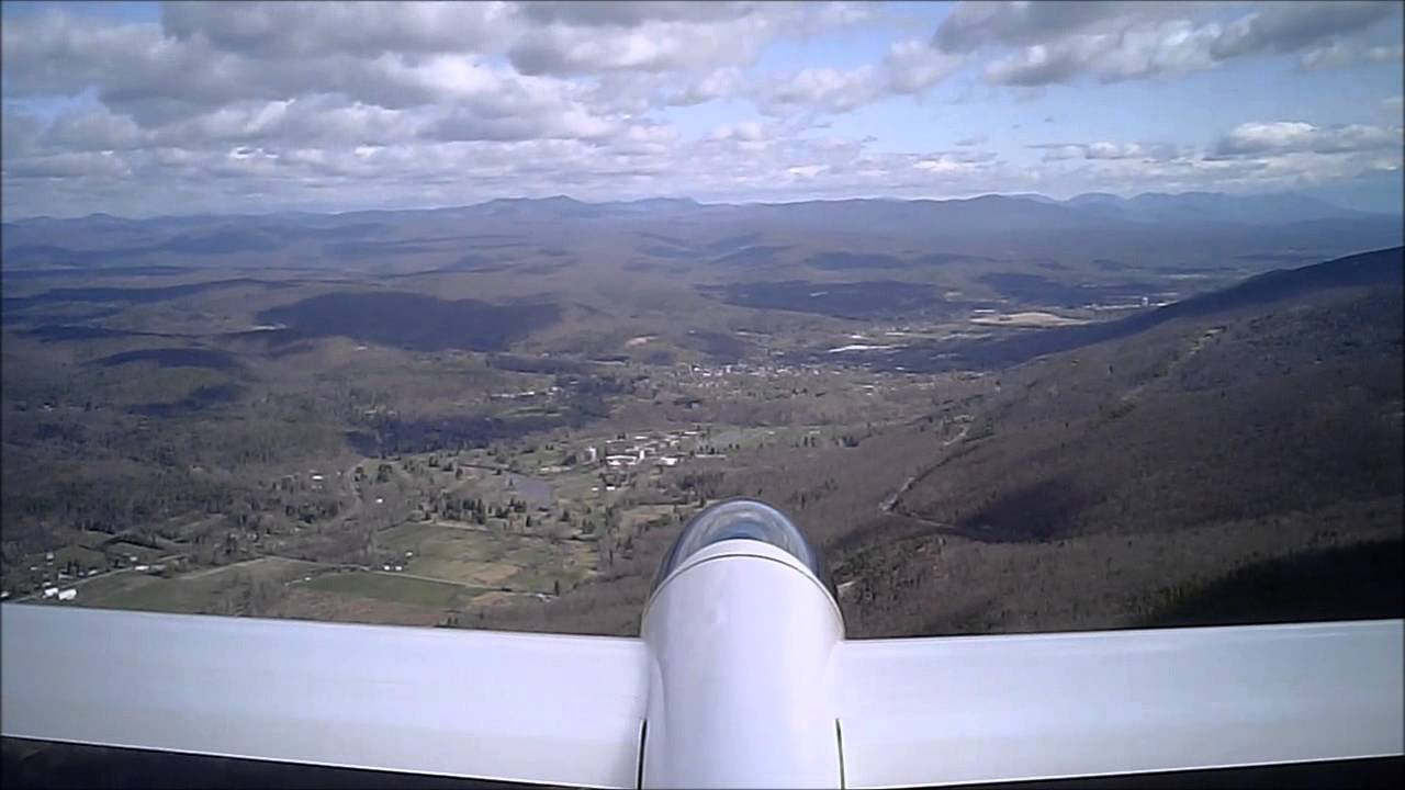 Grob 104 Speed Astir IIB Ridge Flight tail cam - YouTube