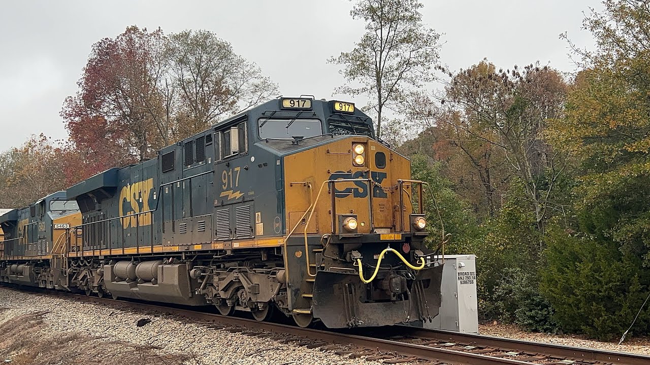 CSX 917, CSX 5463 & CSX 554 coming through Warm Springs, Ga. carrying ...