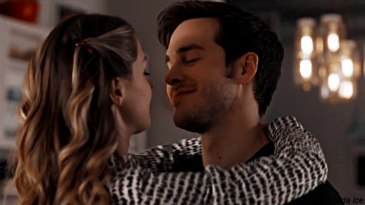 Kara and Mon-El | Shadow Preachers [2x17] - YouTube