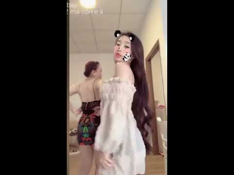 My stepsister with a wonderful body #bigo #bigolive #Vietnam