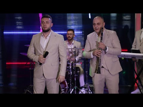 BLUE BAND -  PATUVAME SO PESNA (Splet pesni)