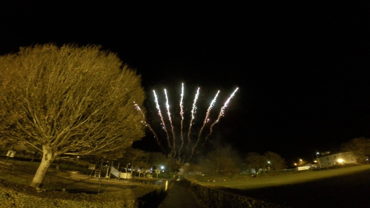 Pendragon Fireworks at Llanelli christmas parade and ligh switch on ...