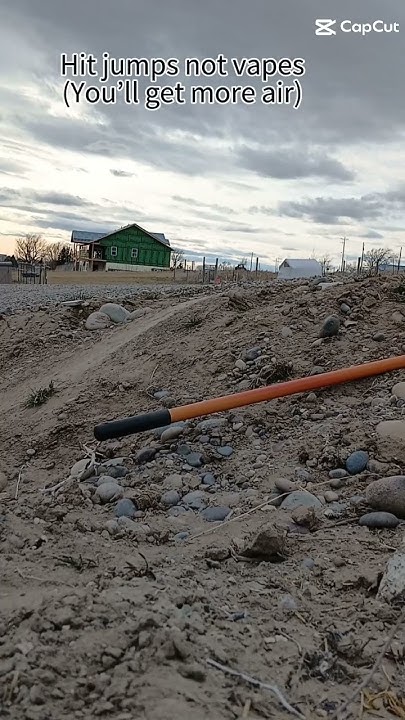 hit dirt bike jumps - YouTube