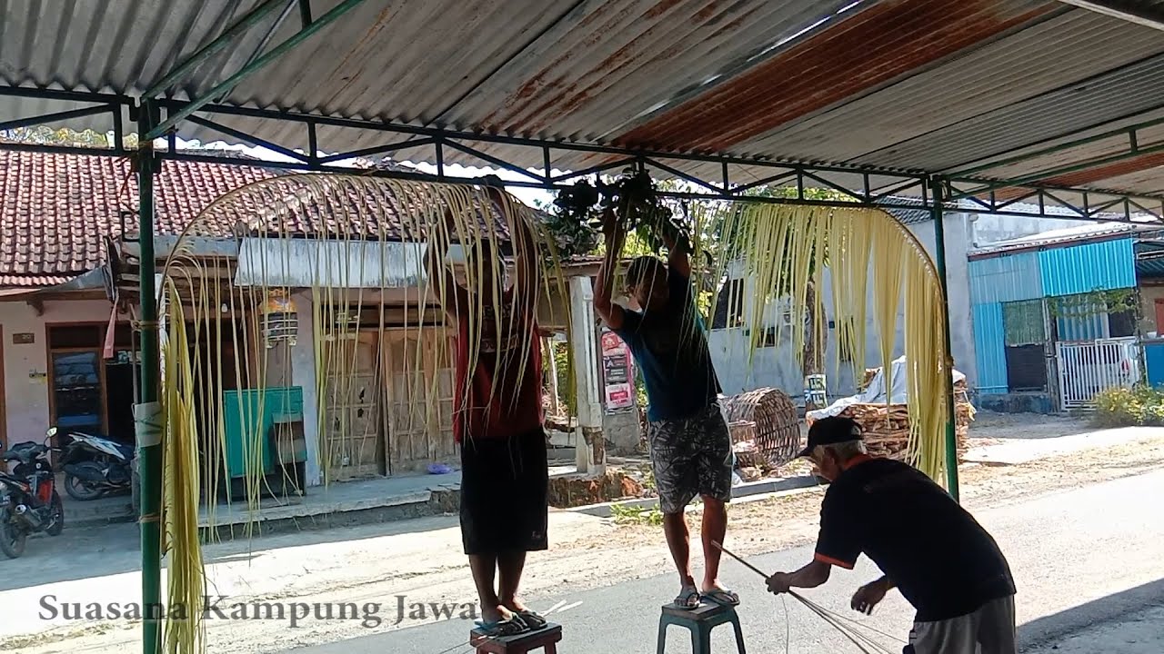 Suasana Saat Rewang Menjelang Hajatan Manten Di Jawa - YouTube