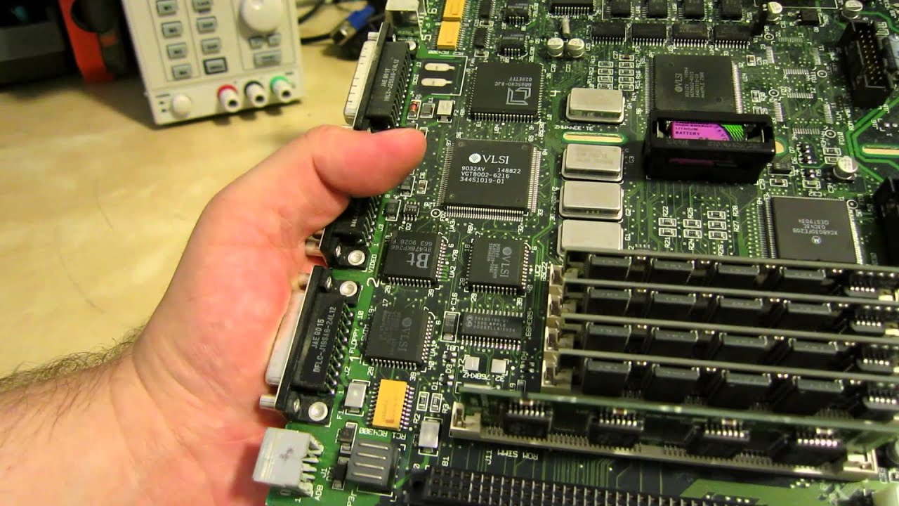 Macintosh IIsi Teardown + HDD LED Mod - YouTube