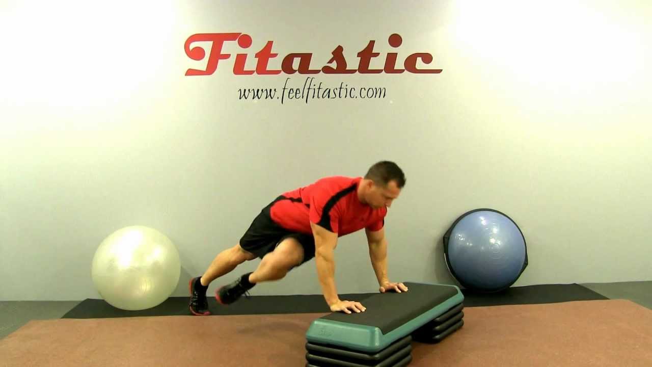Elevated Push Up to Alternate Cross Knee Tuck - YouTube