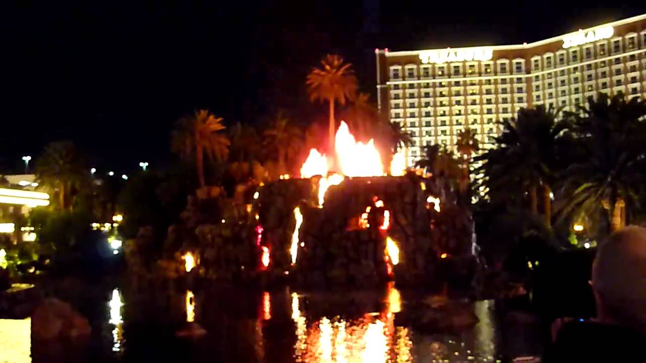 Mirage Volcano Eruption Las Vegas (HD) - YouTube