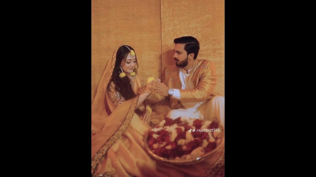 hoooooow they met #trending #rajab butt family # rajab fans - YouTube