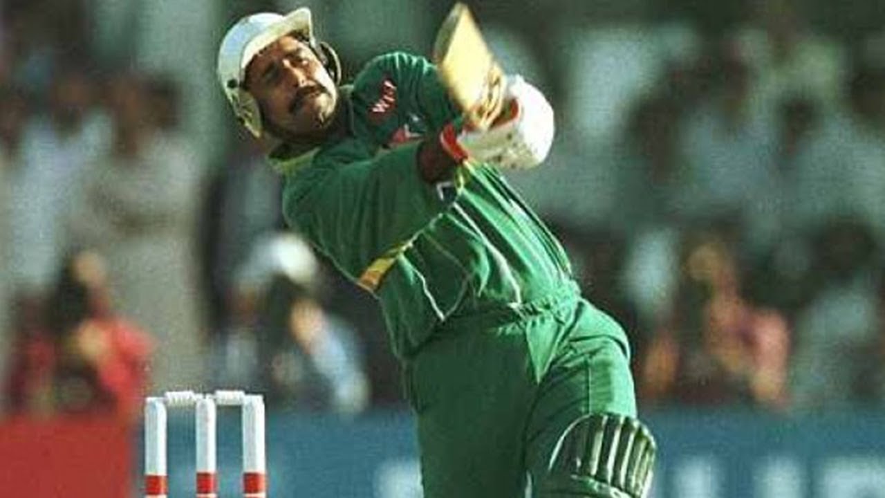 The Story Of Javed Miandad I Pakistan Observer - YouTube