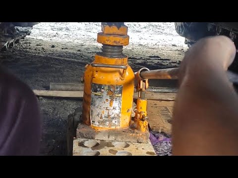 Cummins engine KT1150 Engine piston damage BEML DOZER D155A #cummins # ...