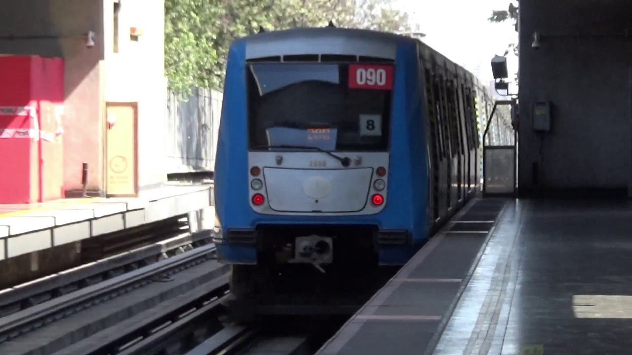 42 Años De L2 Del Metro De Santiago | Flota De L2 En Las Estaciones Los ...