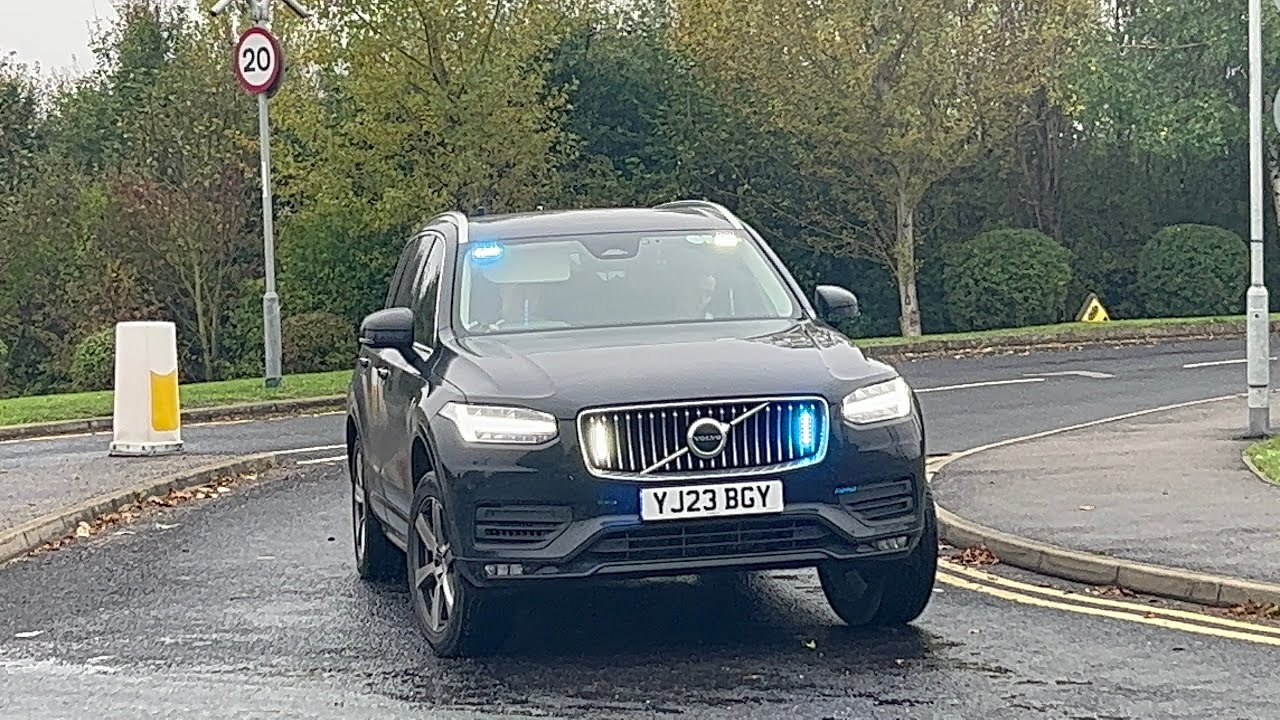 West Yorkshire Police Volvo XC90 Armed Response Vehicle Responding out ...