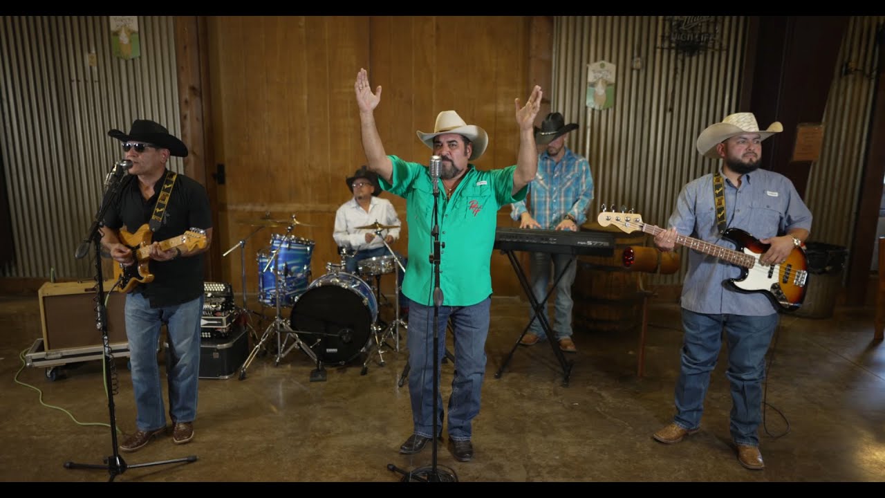 Mi Pasado - Paul Ochoa Y Los Milagros Featuring Ram Herrera - YouTube