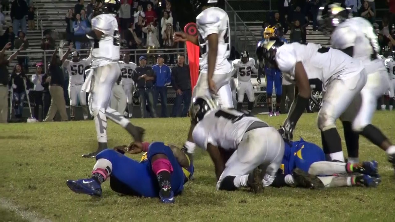 Fuller Focus on Football - Game of the Week - YouTube