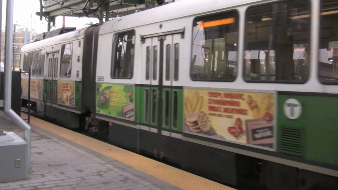 3 Car Trains on the MBTA Green Line - YouTube